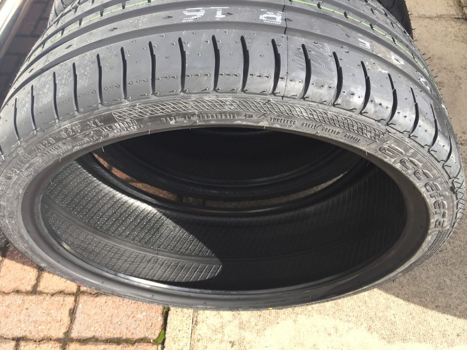 2 x 235/35ZR20 92Y XL ACCELERA 235 35 20 EXTRA LOAD TYRES 235/35R20 92Y ...