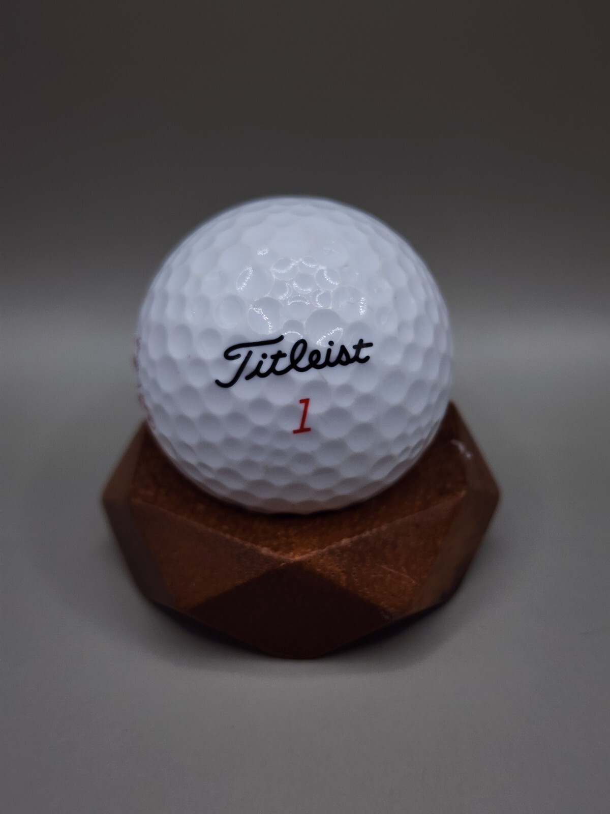 LUCKY SHOT Logo Golf Ball Titleist Collectors Display Ball GOLF RANCH ...