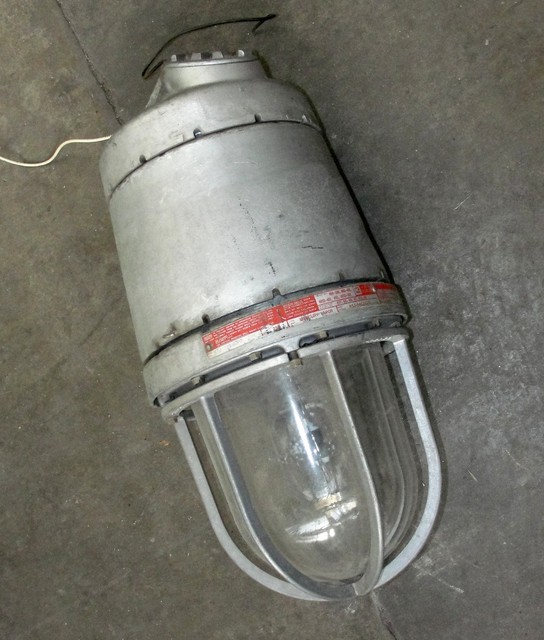 Killark Explosion Proof Light Hzj-71g-hzp2 120v 250 Watt- for sale ...