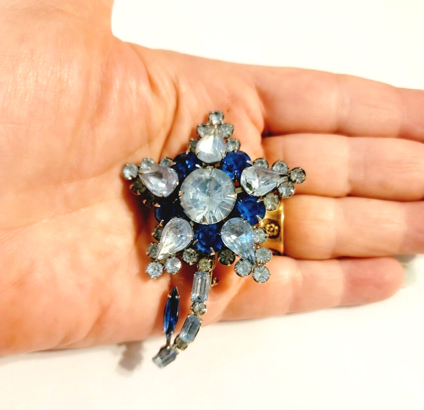Vintage Large Blue Rhinestone Flower Brooch Pin, Mid… - Gem