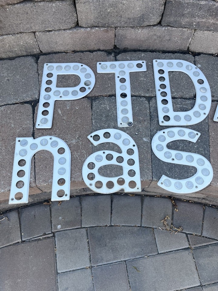 Vintage Aluminum Highway Button Copy Road Sign Reflective Letters | eBay