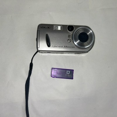Sony Cybershot DSC-P92 Digital Compact Camera 5MP Silver CCD Sensor ...