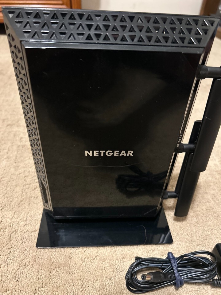 Netgear AC1900 Nighthawk Wifi Mesh Extender Model EX7000 Modern Router ...
