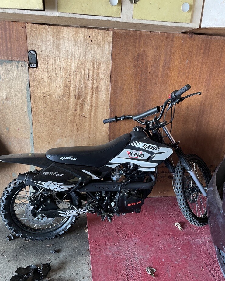 X-PRO Hawk 150cc Dirt Bike with 5-Speed Manual Transmission Kick Start ...