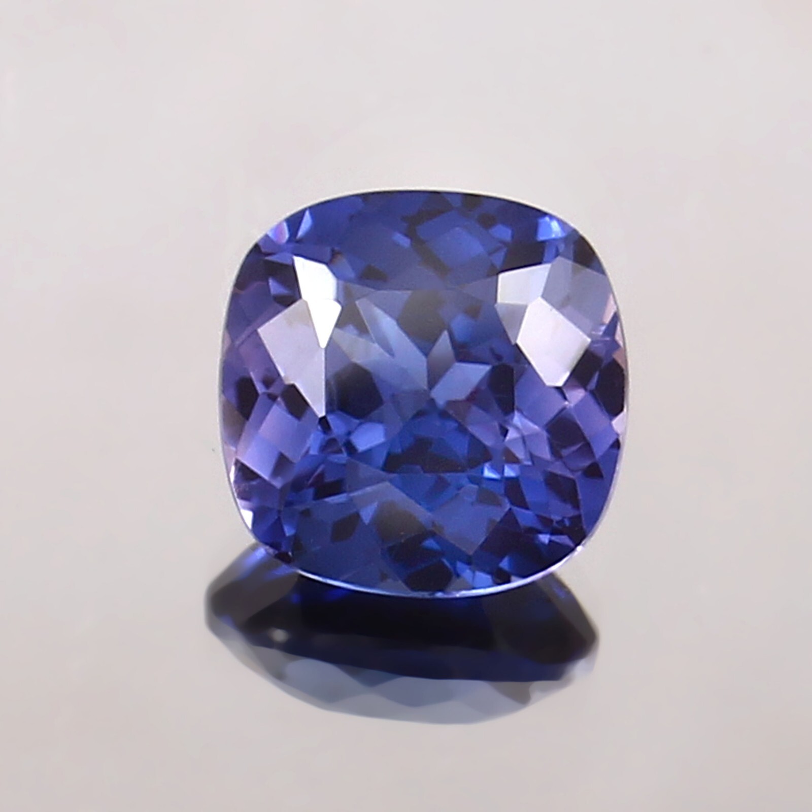 Natural Ceylon Color Shifting Purple Sapphire Cushion Cut Loose ...