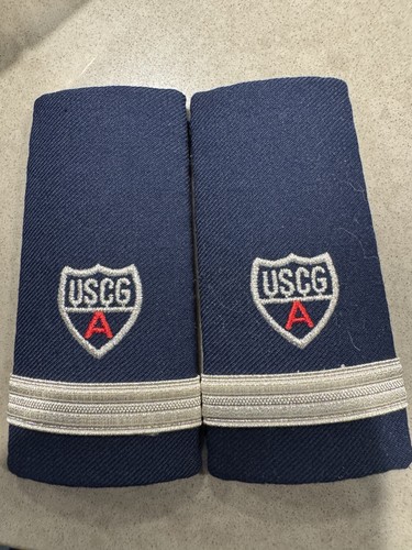 US COAST GUARD AUXILIARY ENHANCED EPAULETS & HARD BOARDS For Officers ...