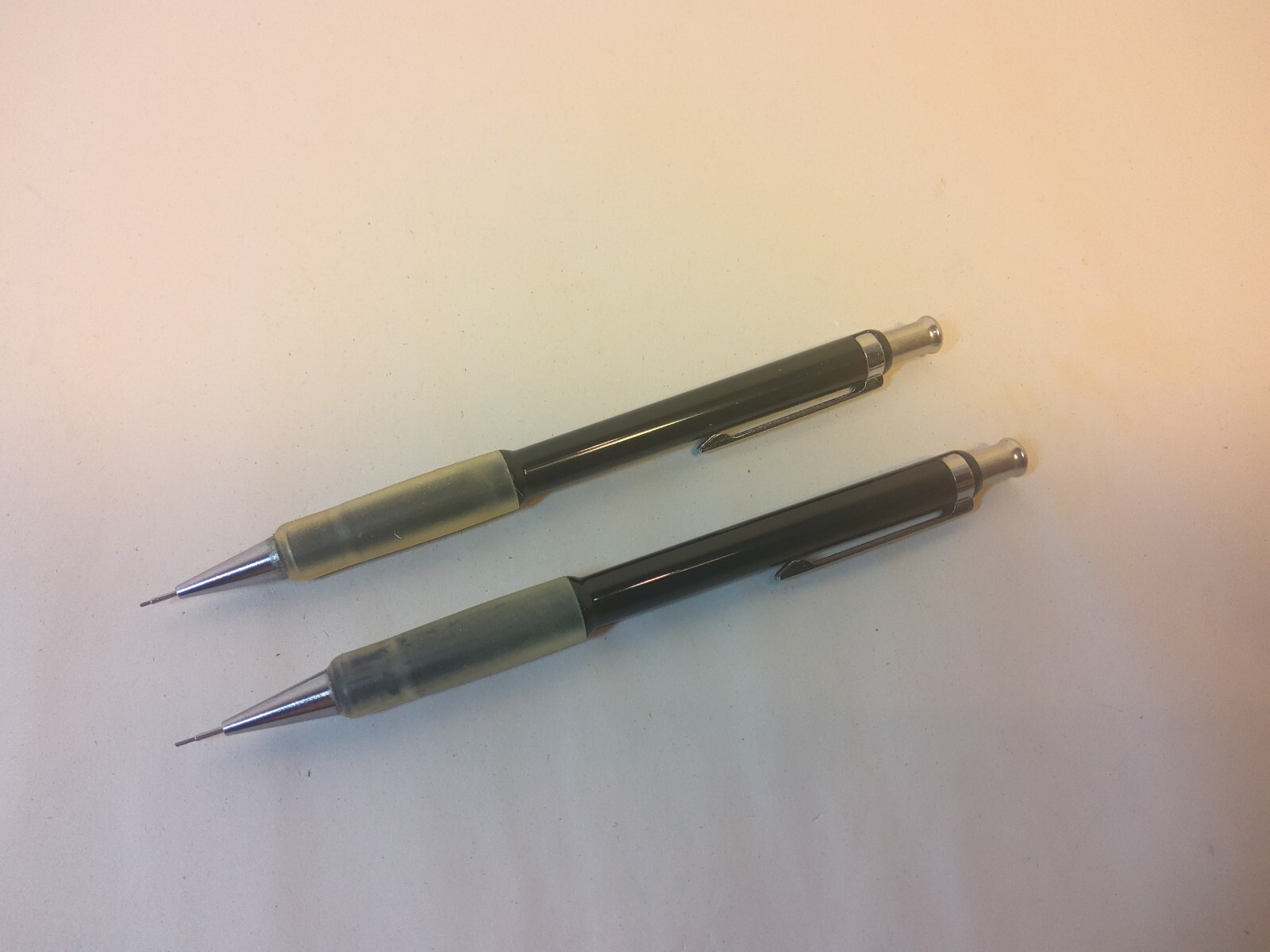 2 VINTAGE PENTEL PENCILS: "CUSHI" P35G 0.5mm - MADE IN JAPAN ...