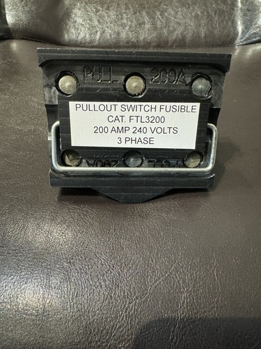 Square D FTL3200 Fusible Pull Out Switch 200 Amp Included Fuses 200amp ...
