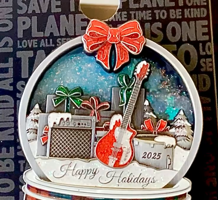2025 HARD ROCK CAFE NEW YORK 3D CHRISTMAS HOLIDAY GLITTER SNOW GLOBE ...