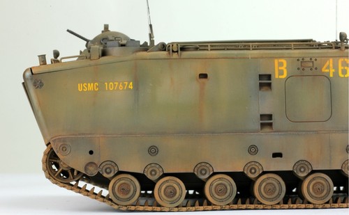 ProBuilt Model 1:35 USMC LVTP5A1 Bus Battlefield /w Detail Interior ...