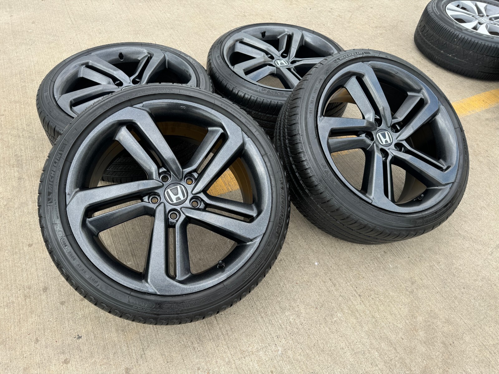 19" Honda Accord HPD Sport OEM wheels rims 64127 Civic HR-V tires ...