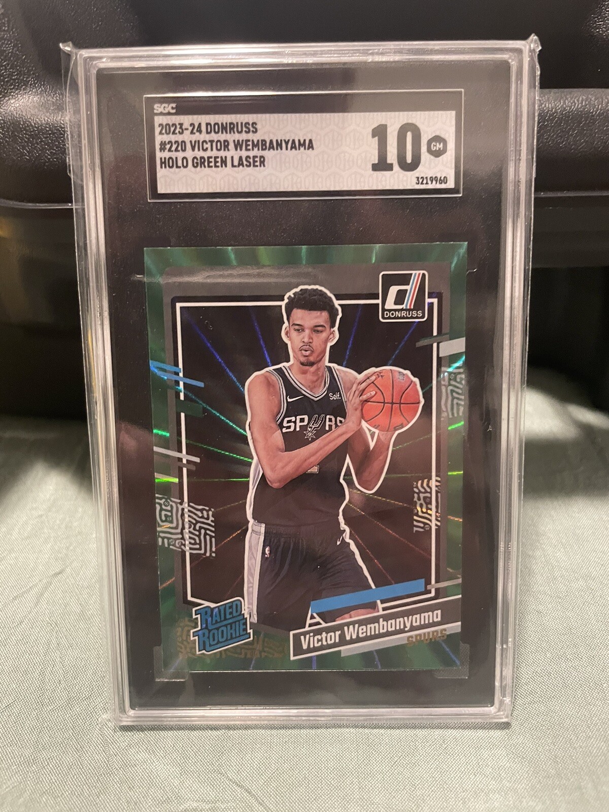 Victor Wembanyama ROTY 2023-24 Donruss Rated Rookie Holo Green Laser ...