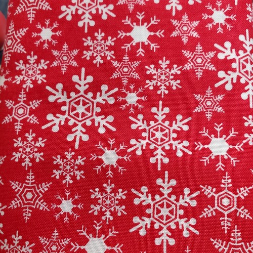 Fabric Snowflakes 100% Cotton FQ HY BTY By the Yard Red and White Snow ...