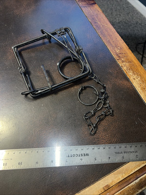 VINTAGE Small Animal Trap Foot Trap Old One Leg Snare | eBay