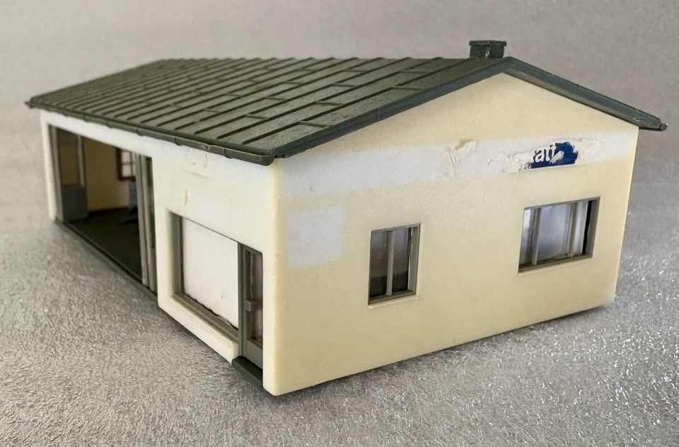 Shell Gas Service Station - Faller HO Scale 1:87 - Built Model Building ...