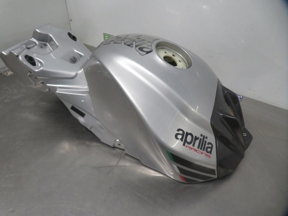 EB1272 2017 17 APRILIA RSV4 RR FUEL TANK GAS TANK | eBay