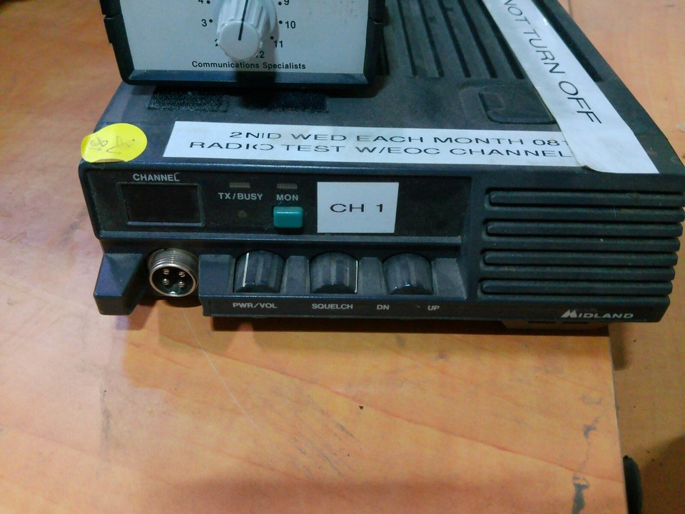 Combo Communications Specialists TE-12P Tone Encoder and Midland 70 ...