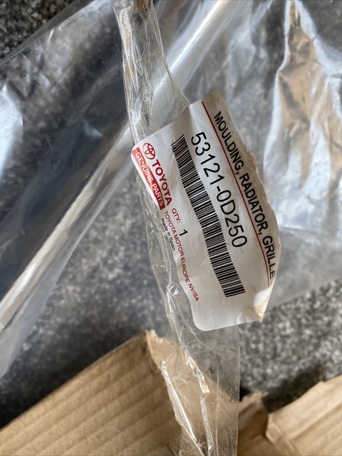 Genuine Toyota YARIS Front Grill Lower Trim 2015 53121-0d250 for sale ...