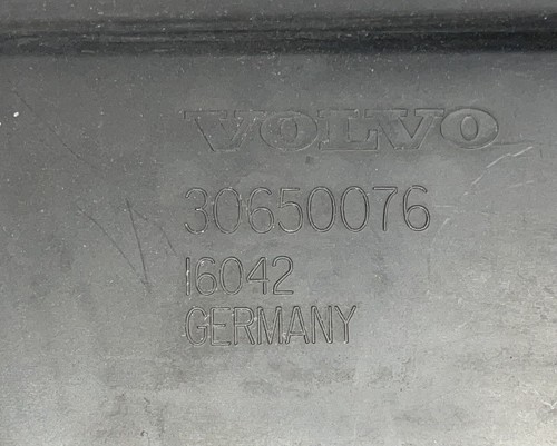 2008 VOLVO V50 OE ENGINE INTAKE AIR BOX COVER TRIM 30650076 | eBay