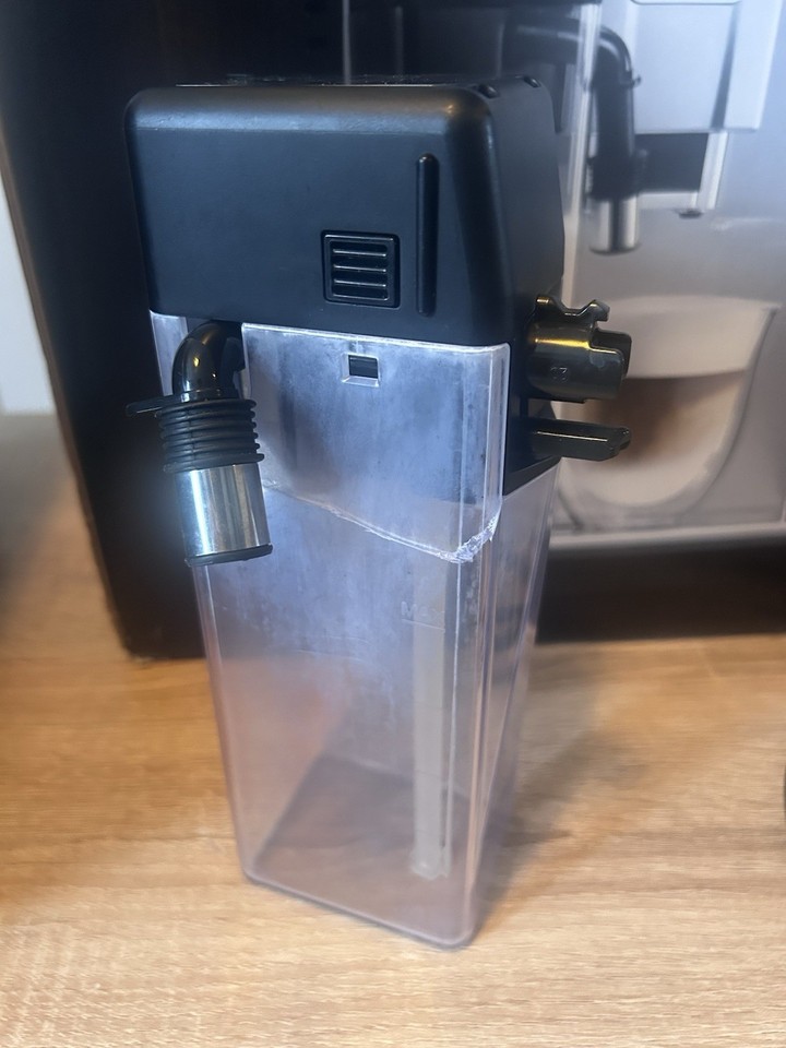 De'Longhi Autentica Cappuccino Bean-to-Cup Coffee Machine ETAM29.660.SB ...