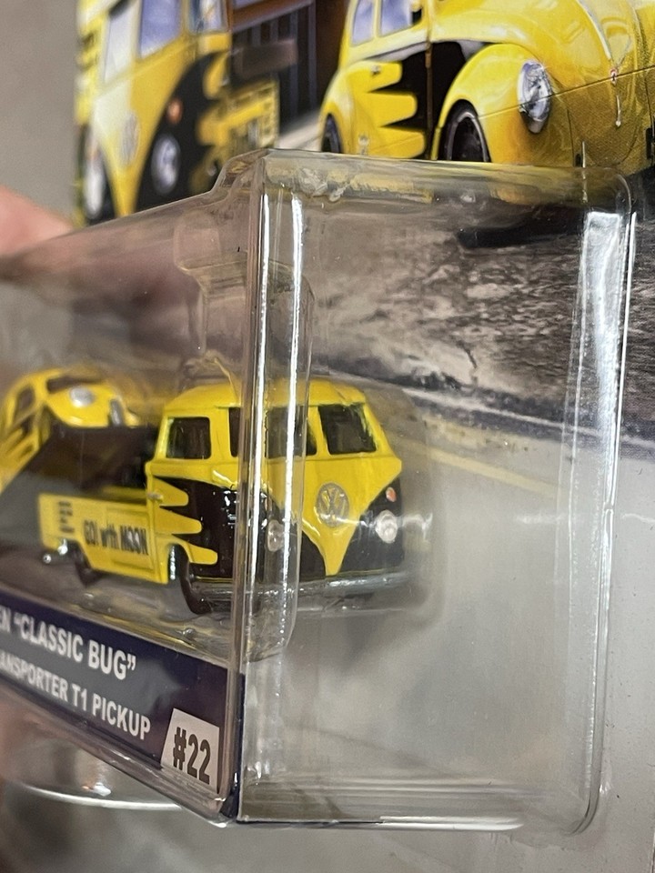 Hot Wheels Team Transport Moon Eyes Volkswagen Classic Bug Transporter ...
