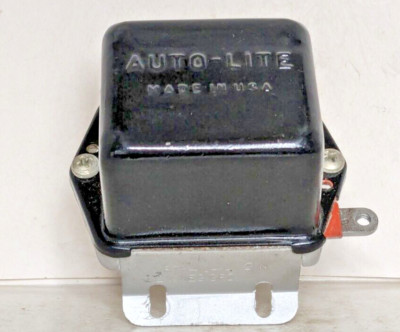 NOS CASE IH 400 SERIES VOLTAGE REGULATOR AUTOLITE VRT4104A CASE ...