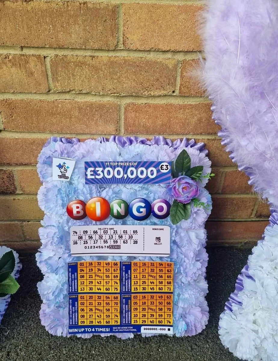 Feist Multitudes Text 100% Silk Scarf – Bingo Merch🌿 Descubra o mundo ...