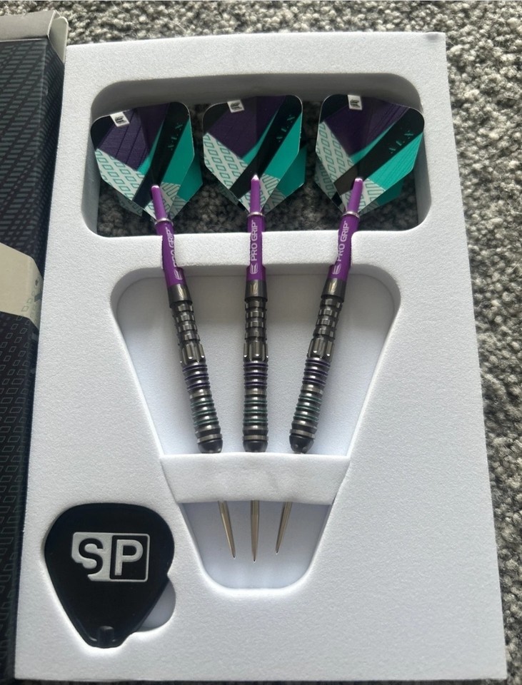 Rare & Discontinued, Target ALX 02 Swiss Point Darts 22g 90% Tungsten ...