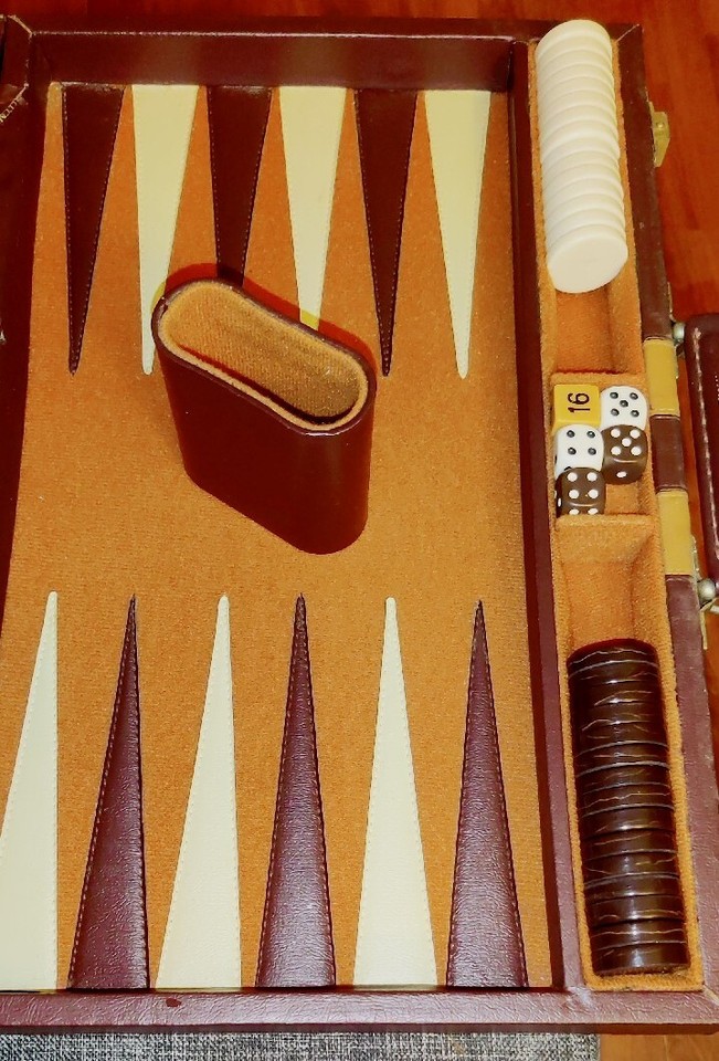 Vintage Golden Crown Backgammon Set in Leatherette Case Made in Korea ...