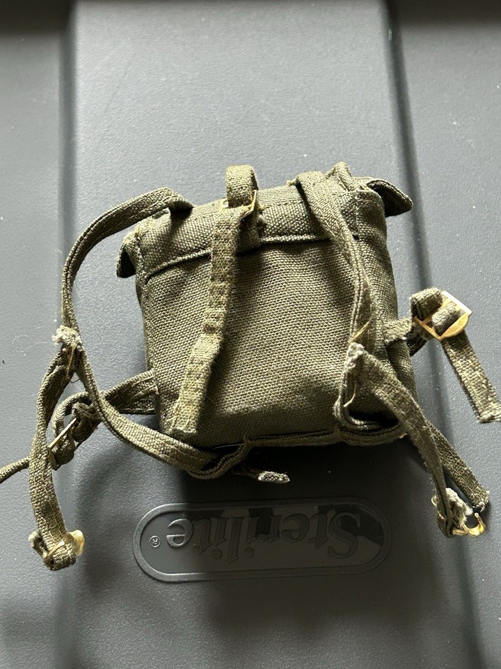 1964-1969 G I Joe Backpack And E-tool And Cover Unplayed With | eBay
