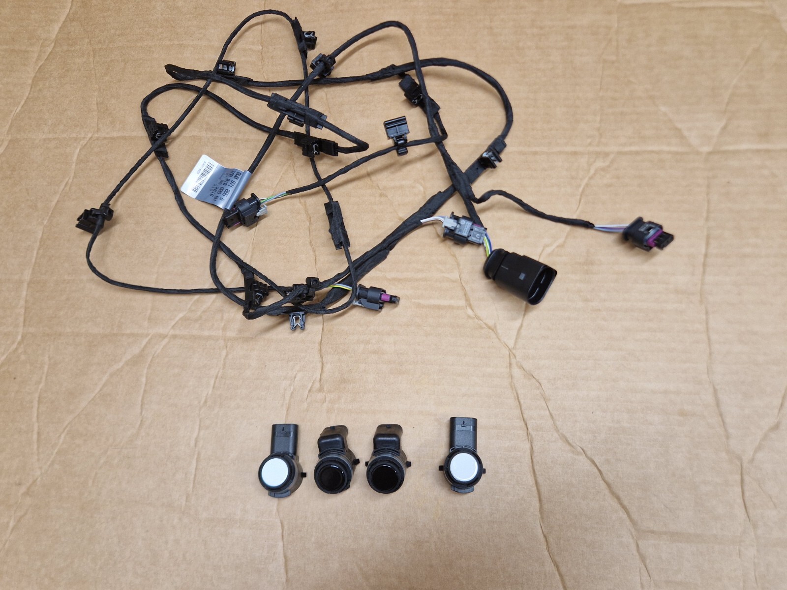 NEW Audi A4 A5 Front Parking Sensor Loom + 4 Parking Sensors A4 B9 ...