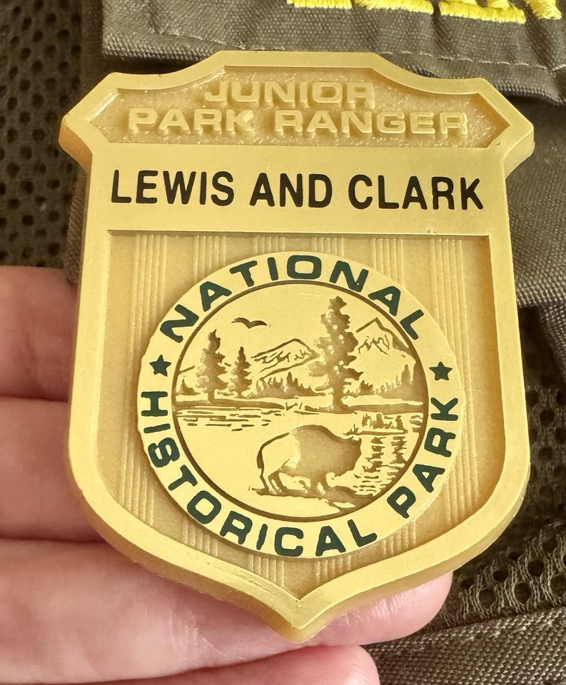 National Parks Service Junior Ranger Vest - NPS Wood/Plastic Badge Pins ...