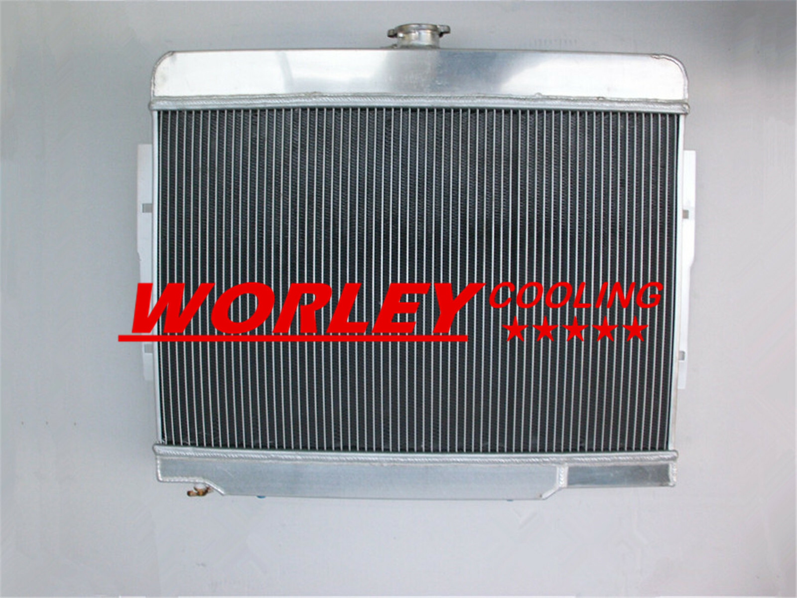 3Row Aluminum Radiator For 72-86 Jeep CJ CJ5 CJ7 Chevy Small Block SBC ...