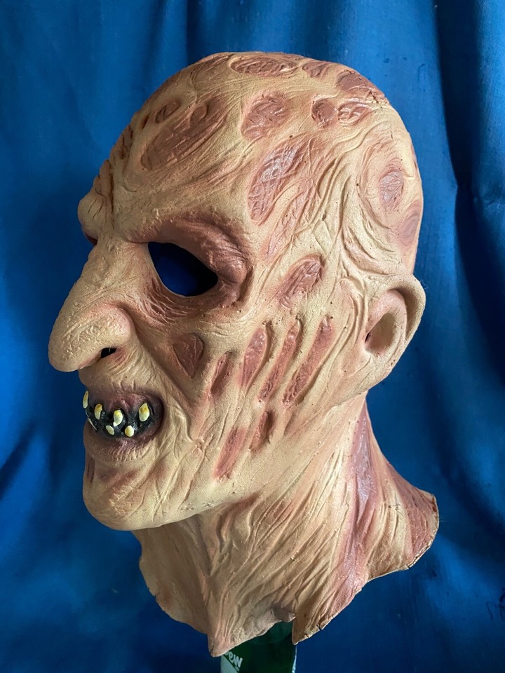 Vintage 2005 Licensed Freddy Kruger Full Overhead Mask Nightmare on Elm ...