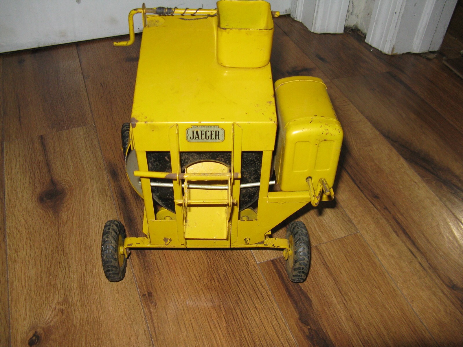 Vintage Model Toys Doepke Jaeger Concrete Cement Mixer Yellow Pressed ...