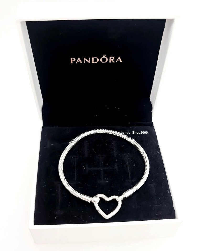 NEW 100% Authentic PANDORA Moments Heart Closure Snake Chain Bracelet ...