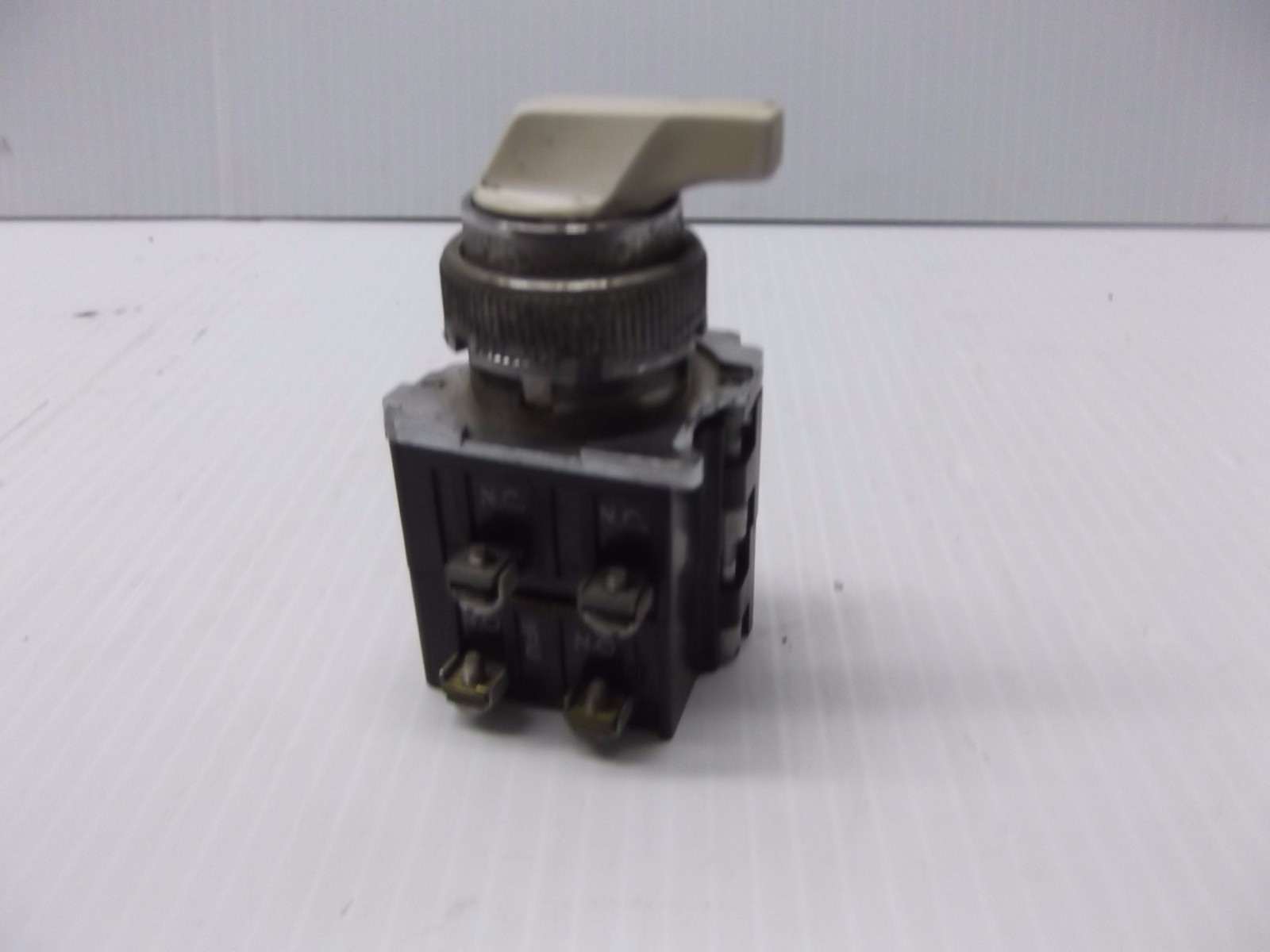 Cutler Hammer Heavy Duty AC DC Rotary Breaker Switch 600V | eBay
