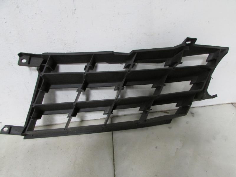 09 10 ROGUE EXCEPT SPORT Front Bumper Grille Right OEM 62058 JM00A | eBay