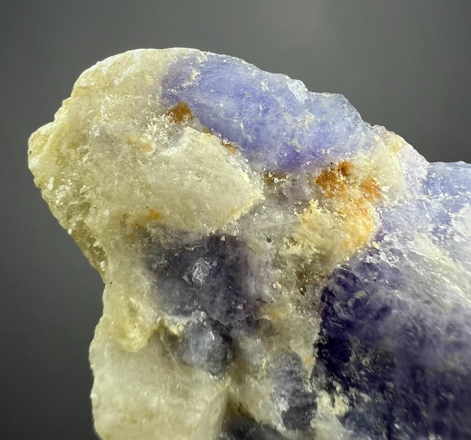 Fluorescent Tenebrescent Hackmanite Specimen from Badakhshan ...