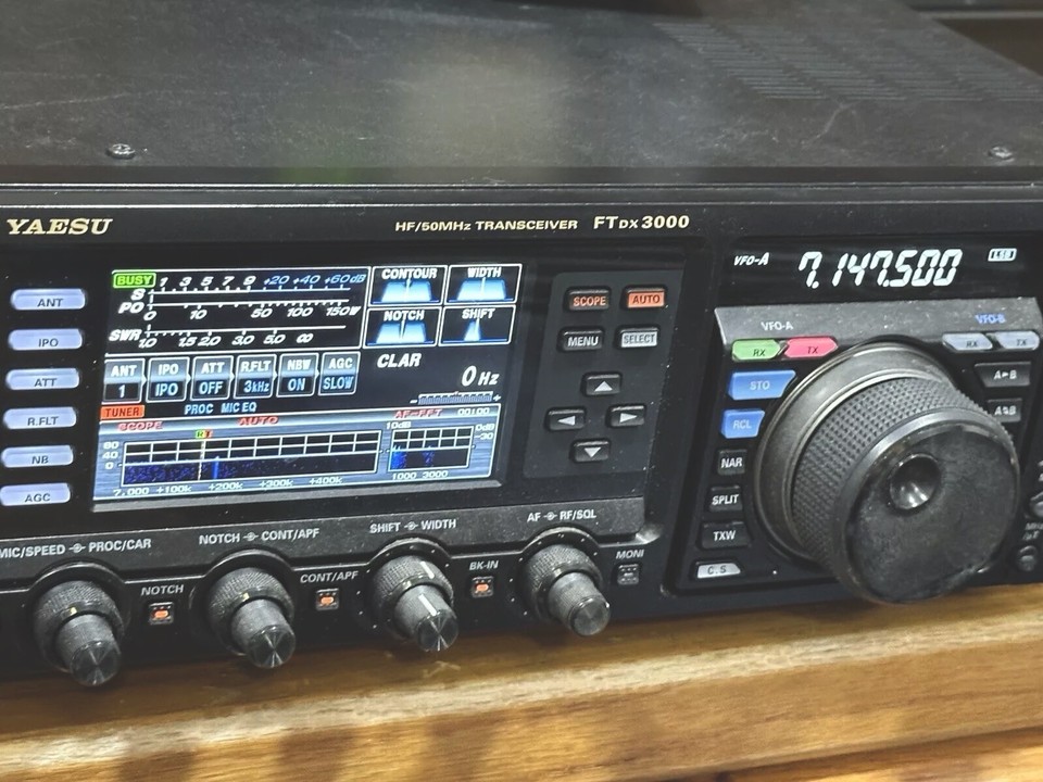 YAESU FTDX3000D HF/50MHz 100W AllMode Ham Radio manual SW remote keypad ...