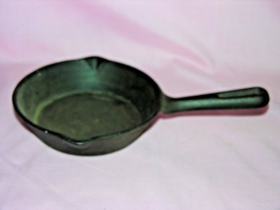 Cast Iron Skillet Made In Taiwan | eBay