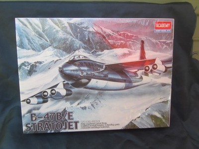 ACADEMY B-47B/E STRATOJET MODEL KIT SEALED BOX 4443 | eBay