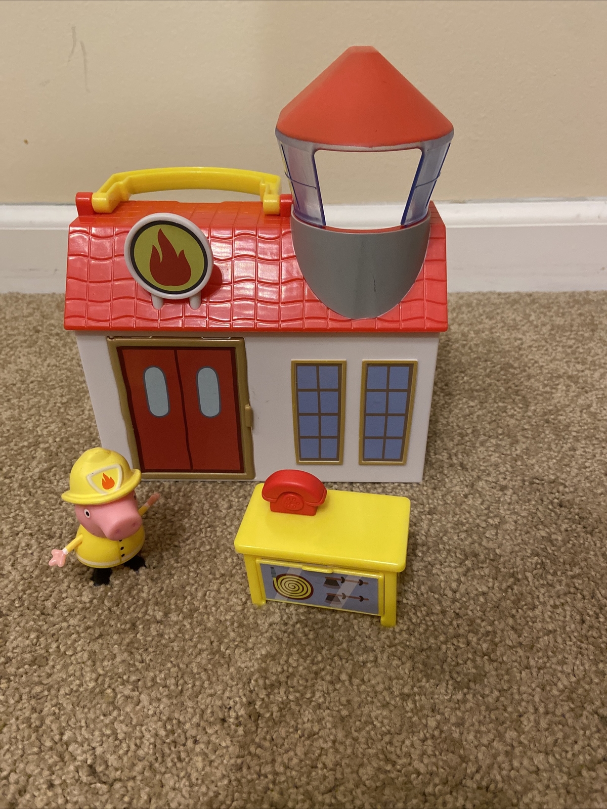 Peppa Pig Firehouse Little Places Playset - Fire House W/ Peppa Figure ...