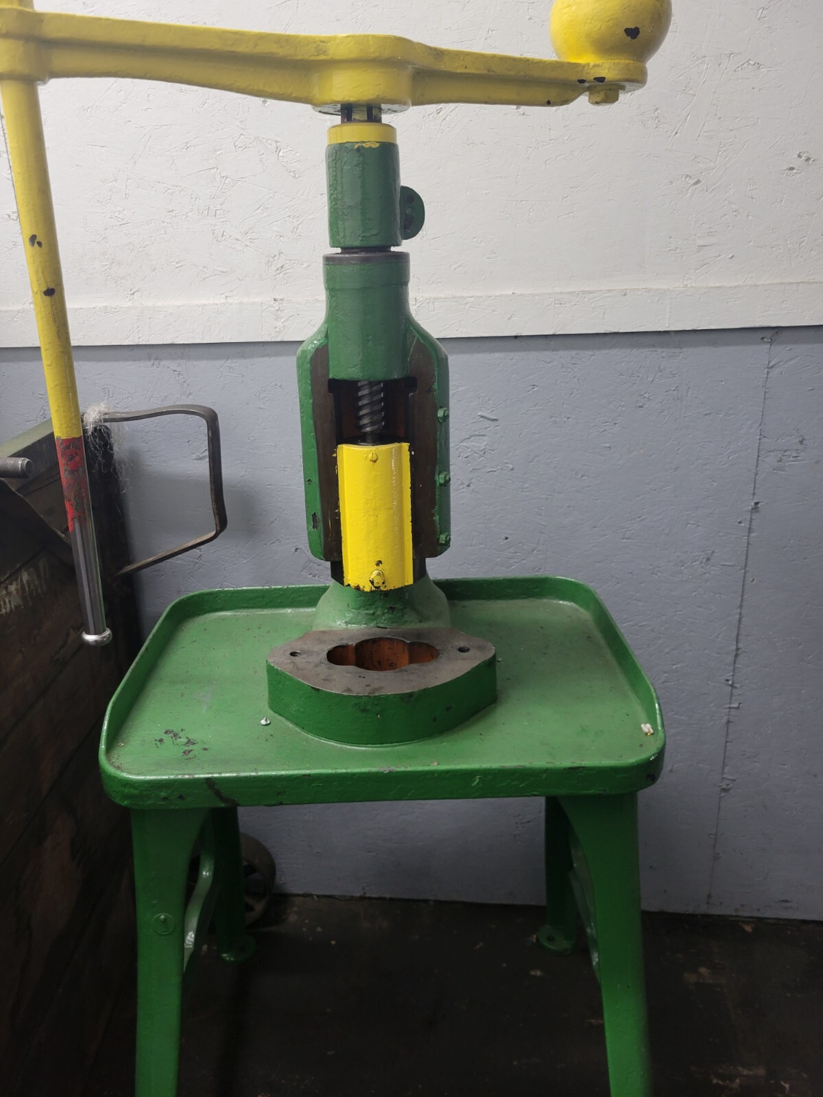 Adams #2 Fly screw press | eBay