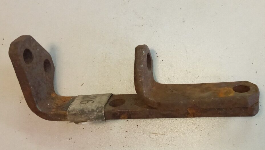 465826 1964-1969 Chevrolet 6 Cylinder Alternator Bracket | GM | Genuine ...