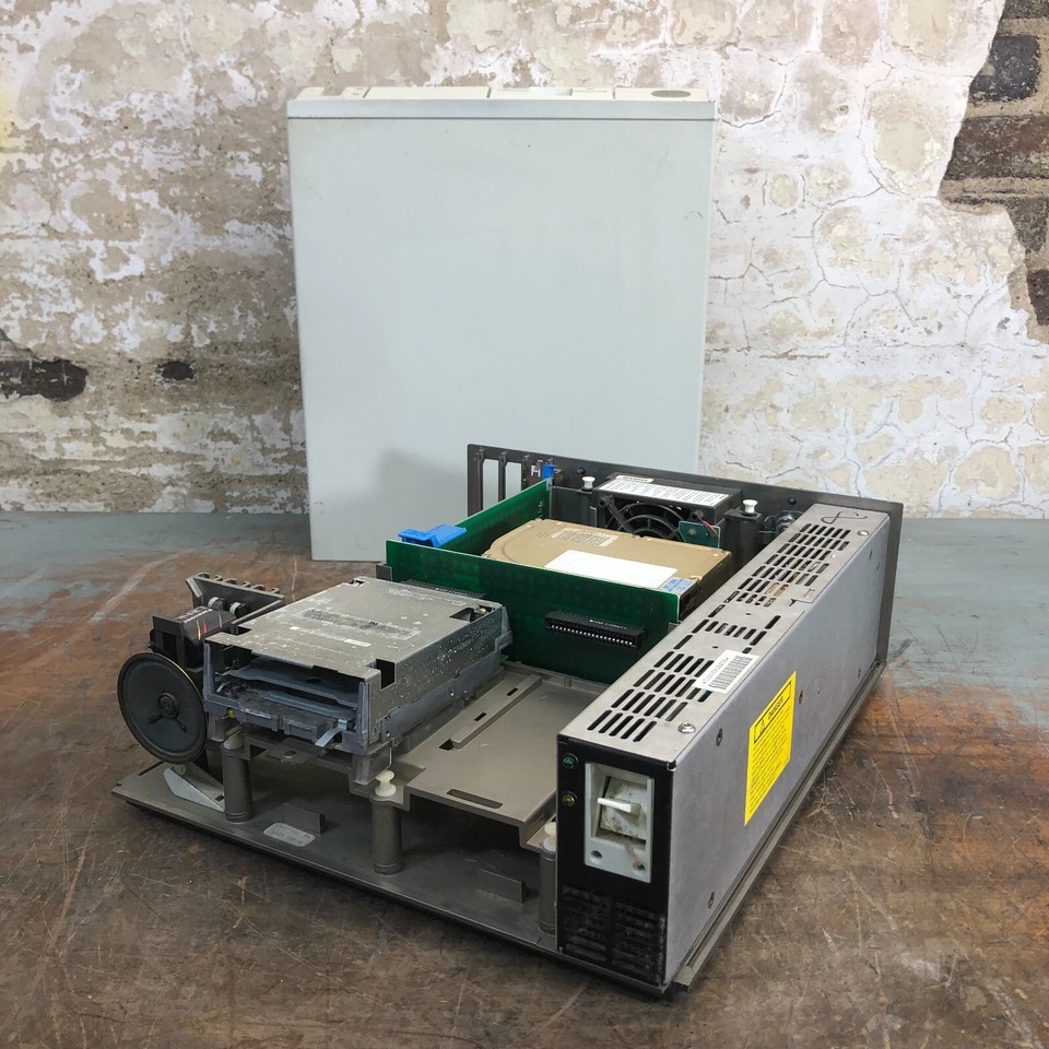 Vintage IBM Personal System/2 PS/2 Model 50 Z Type 8550 Computer Powers ...