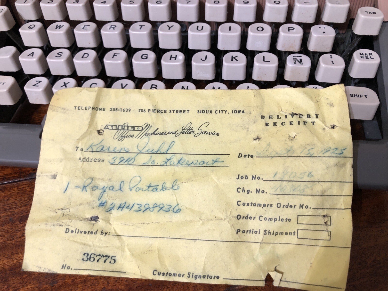 vintage Royal Typewriter With Original Receipt | eBay