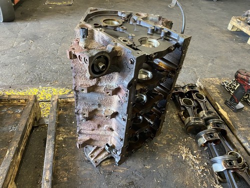 05 5.7 Hemi Bare Block ML4E9-10 | eBay