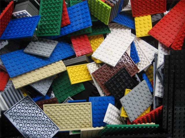 MIXED LOT OF 25 LEGO FLATS PLATES city town thin 4x4 6x8 6x10 6x6 8x8 ...