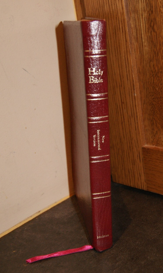 Holy Bible 1984 NIV Holman Ultra Thin Reference Edition Maroon Leather ...